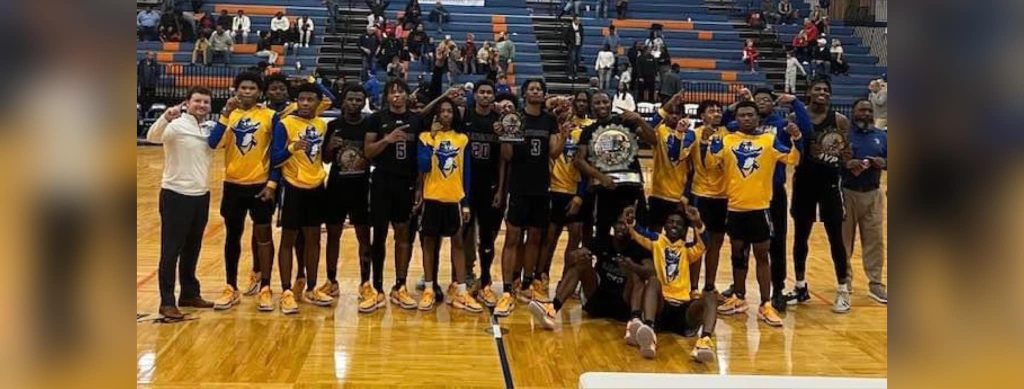 Raymond High School won the Gulfport Christmas Classic Championship ...