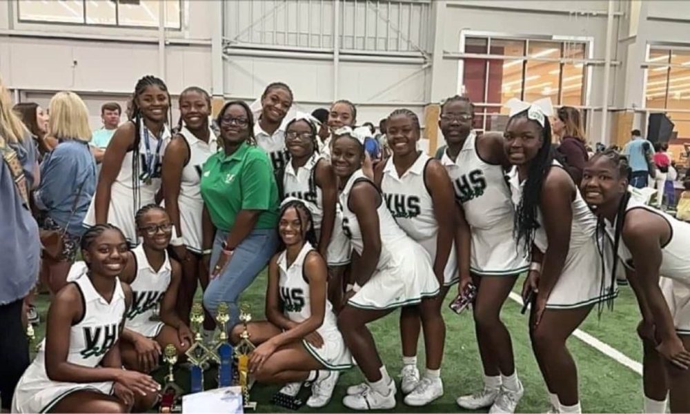 VHS announces varsity football cheer roster - Vicksburg Daily News