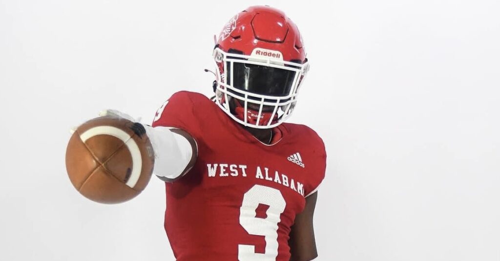 Lamar Gray Jr. Named GSC Defensive Player of the Week - Vicksburg Daily ...