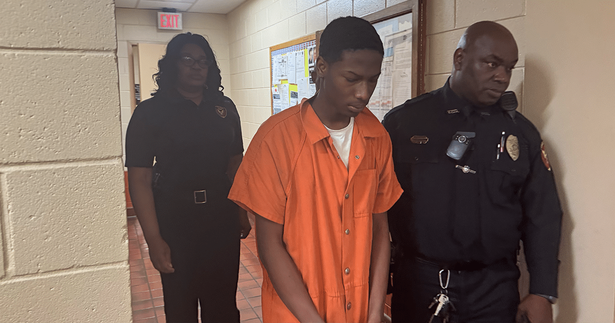 Vicksburg teen killed in armed robbery; two suspects charged with ...