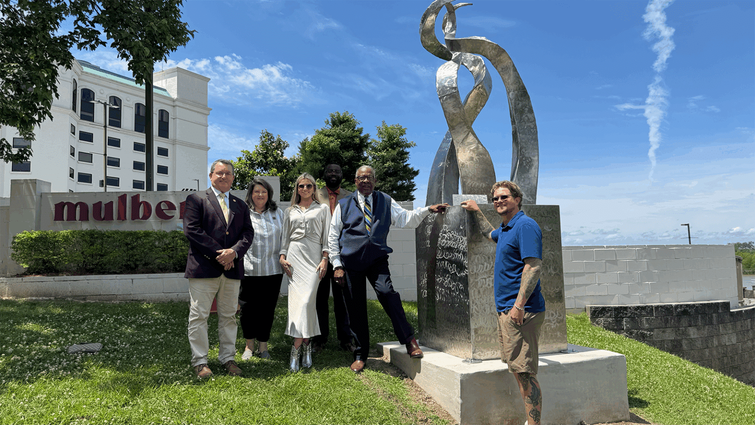 Movement and metal meet: ‘Thadius’ unveiled at Mulberry - Vicksburg ...