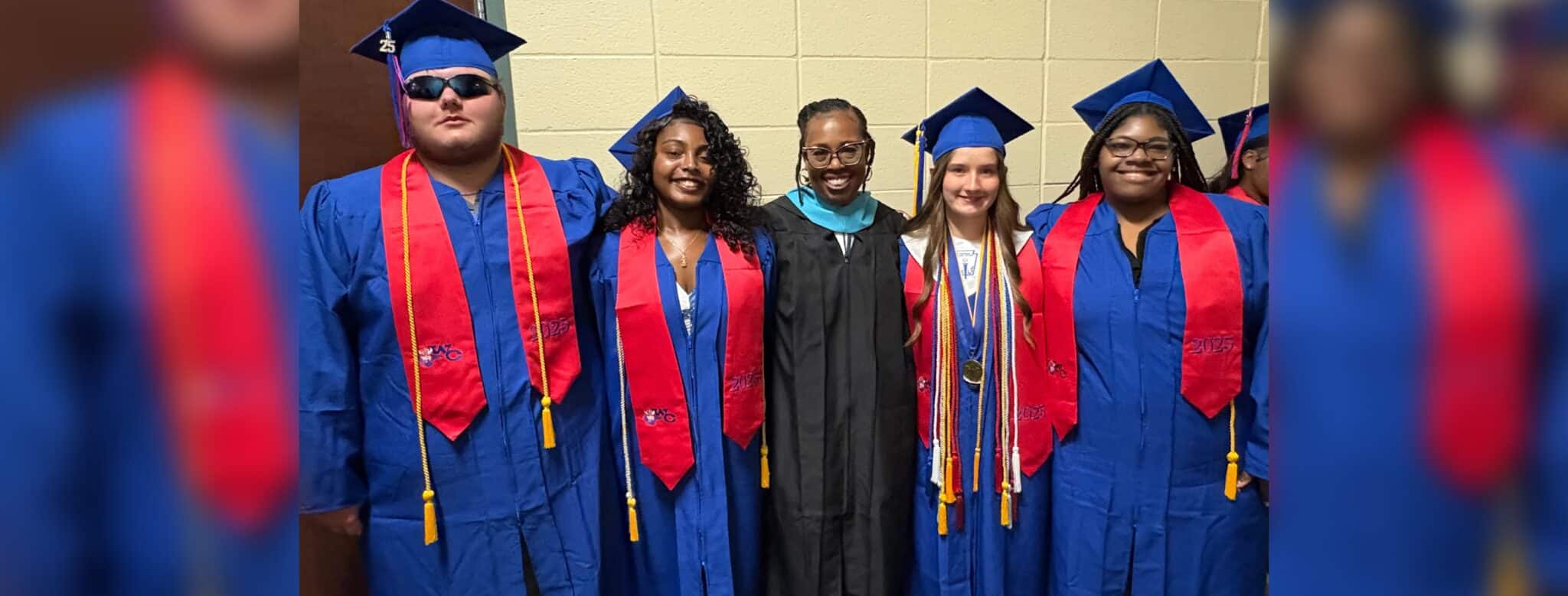 Warren Central graduates 240 seniors - Vicksburg Daily News