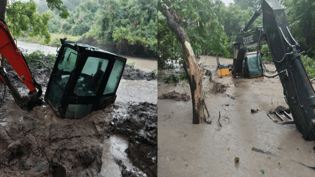 Tractor and Excavator Recovery After Flooding - Vicksburg Daily News