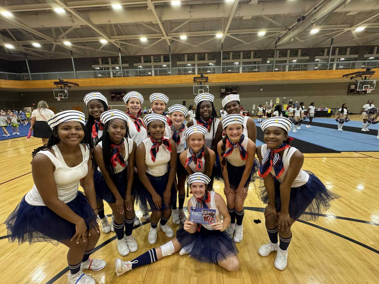 Warren Central Junior High cheerleaders excel at UCA Camp - Vicksburg ...
