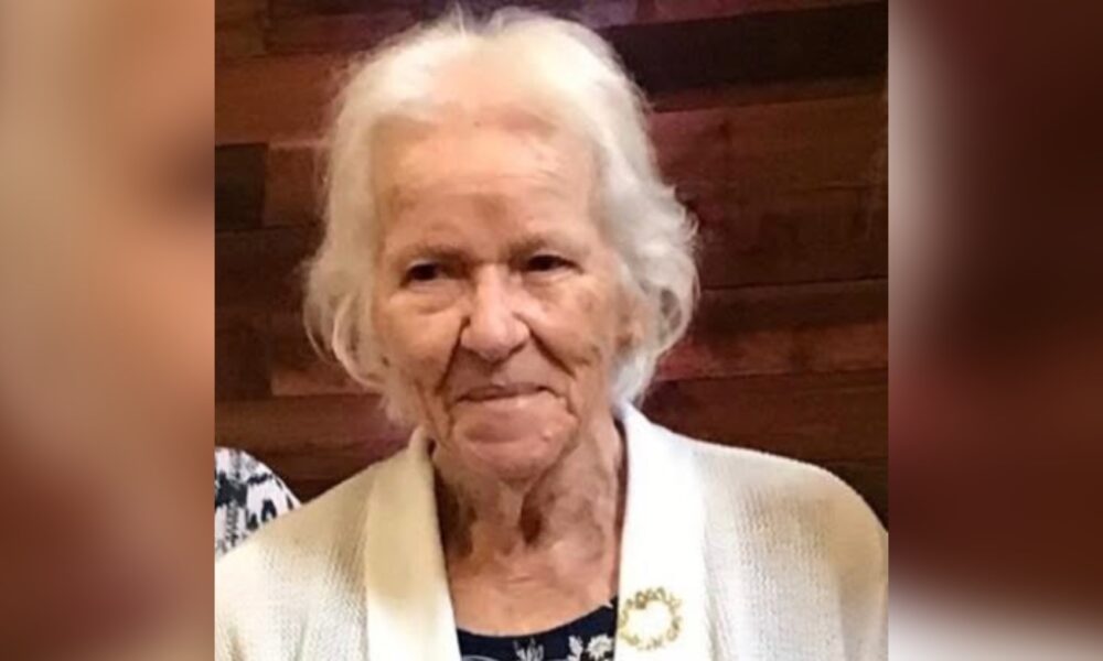 Winnie Merle Ross Kemp Mann - Vicksburg Daily News